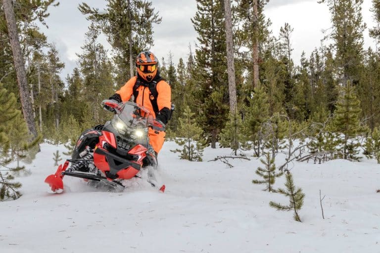 LYNX Brutal RE 2025 - Test Drive - Snowmobile Passion