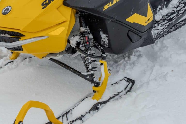 Test: Ski-Doo Summit Neo+ 2025 - Snowmobile Passion